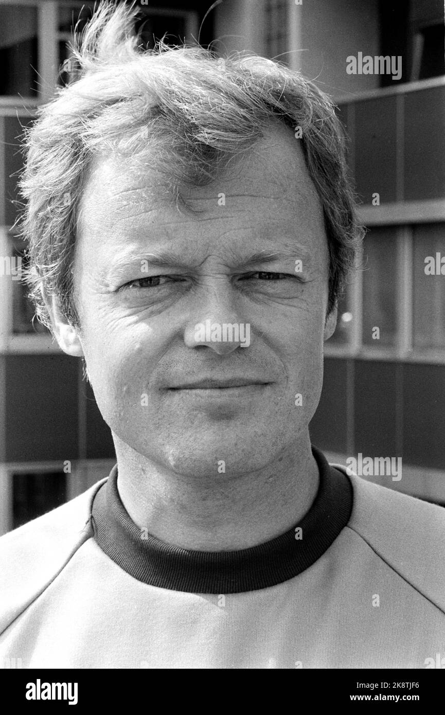 Oslo 19850812 comedian trond kirkvaag portrait photo hi-res stock ...