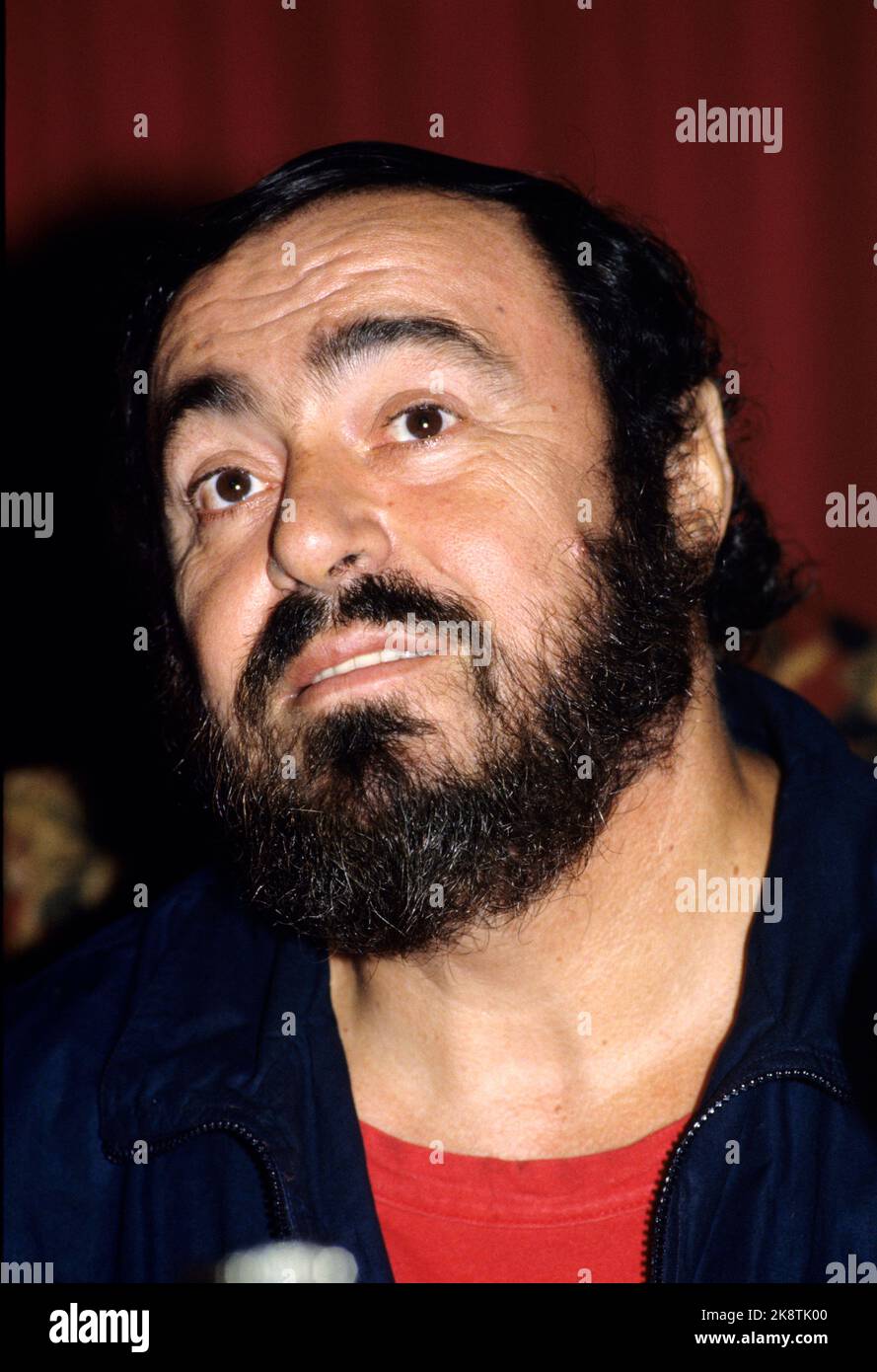 Eystein hanssen press alone hi-res stock photography and images - Alamy