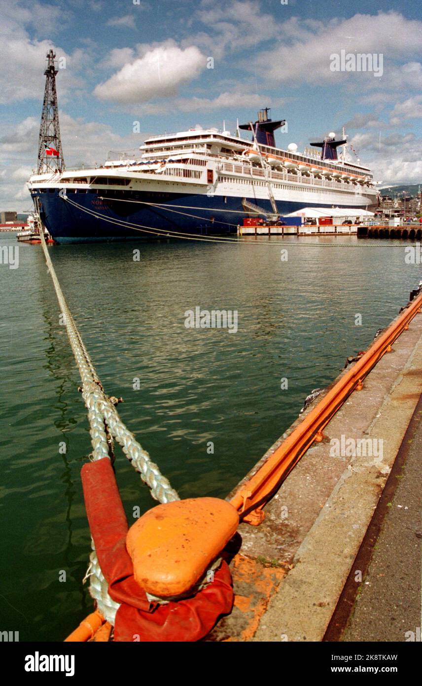 Berit roald cruise ships exterior passenger vessel hi-res stock ...