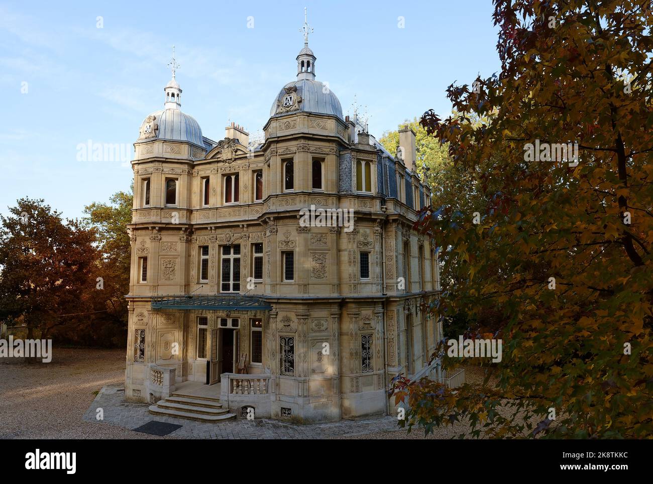 Marly castle hi-res stock photography and images - Alamy