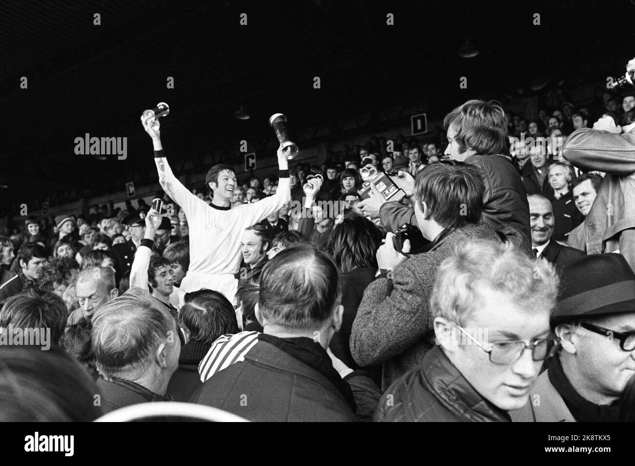 19711024 cup final 1971 hi-res stock photography and images - Alamy