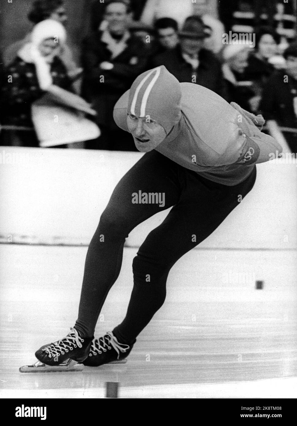 Grenoble 1968. Olympic Games / Olympics. Petrus the look under the 5000 ...