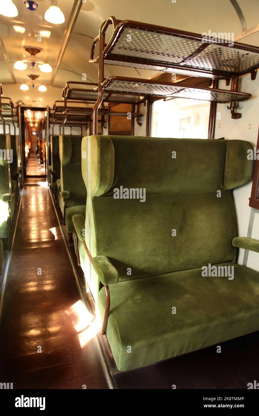 1950s railway carriage hi-res stock photography and images - Alamy