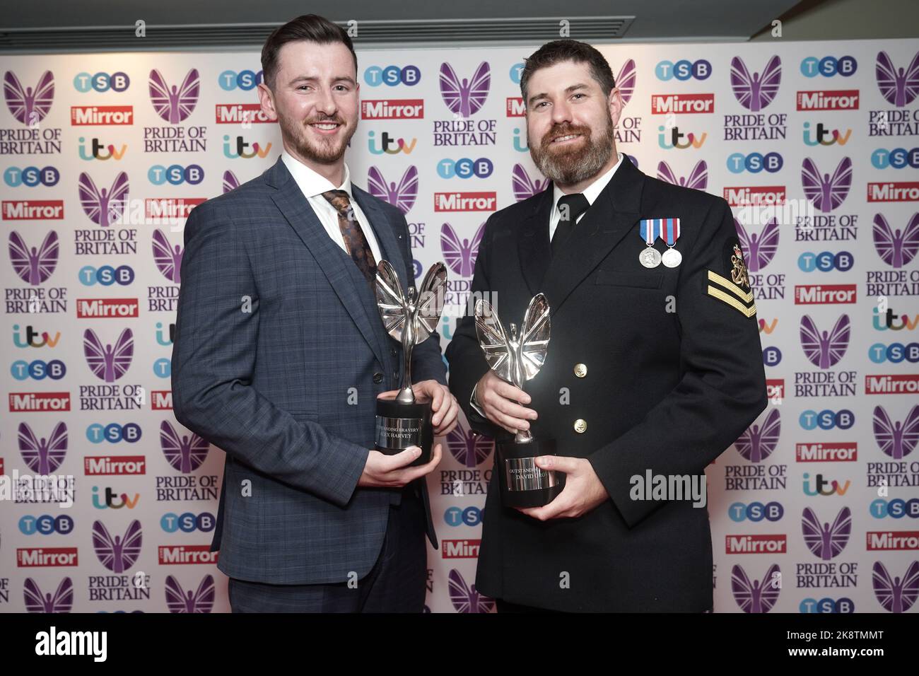 David Groves (right) and Alex Harvey with their Outstanding Bravery ...