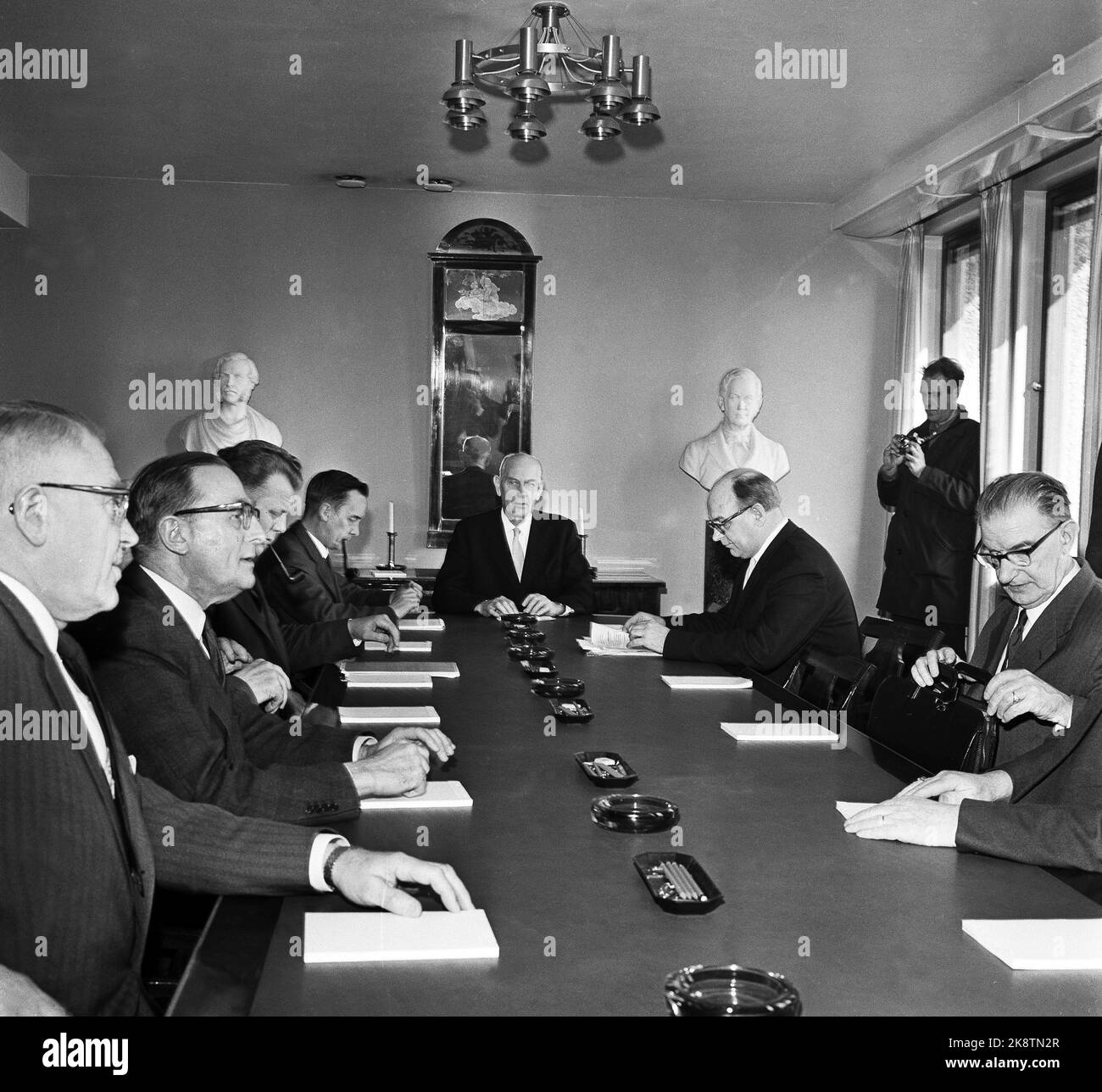 Oslo 19630322 at the meeting hi-res stock photography and images - Alamy