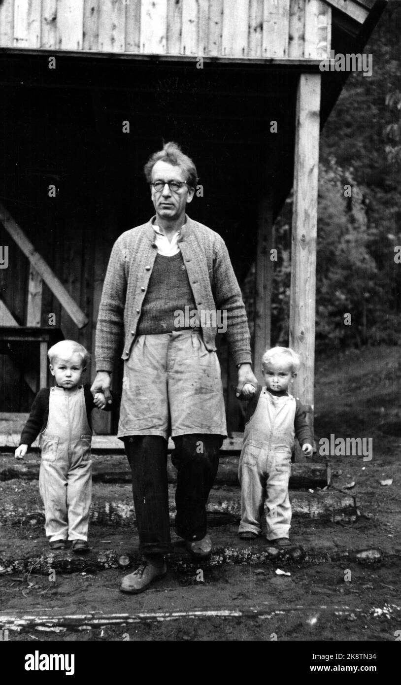 Kjørkelvik in Søndeled - 1947. "The private world of a poet" At the ...