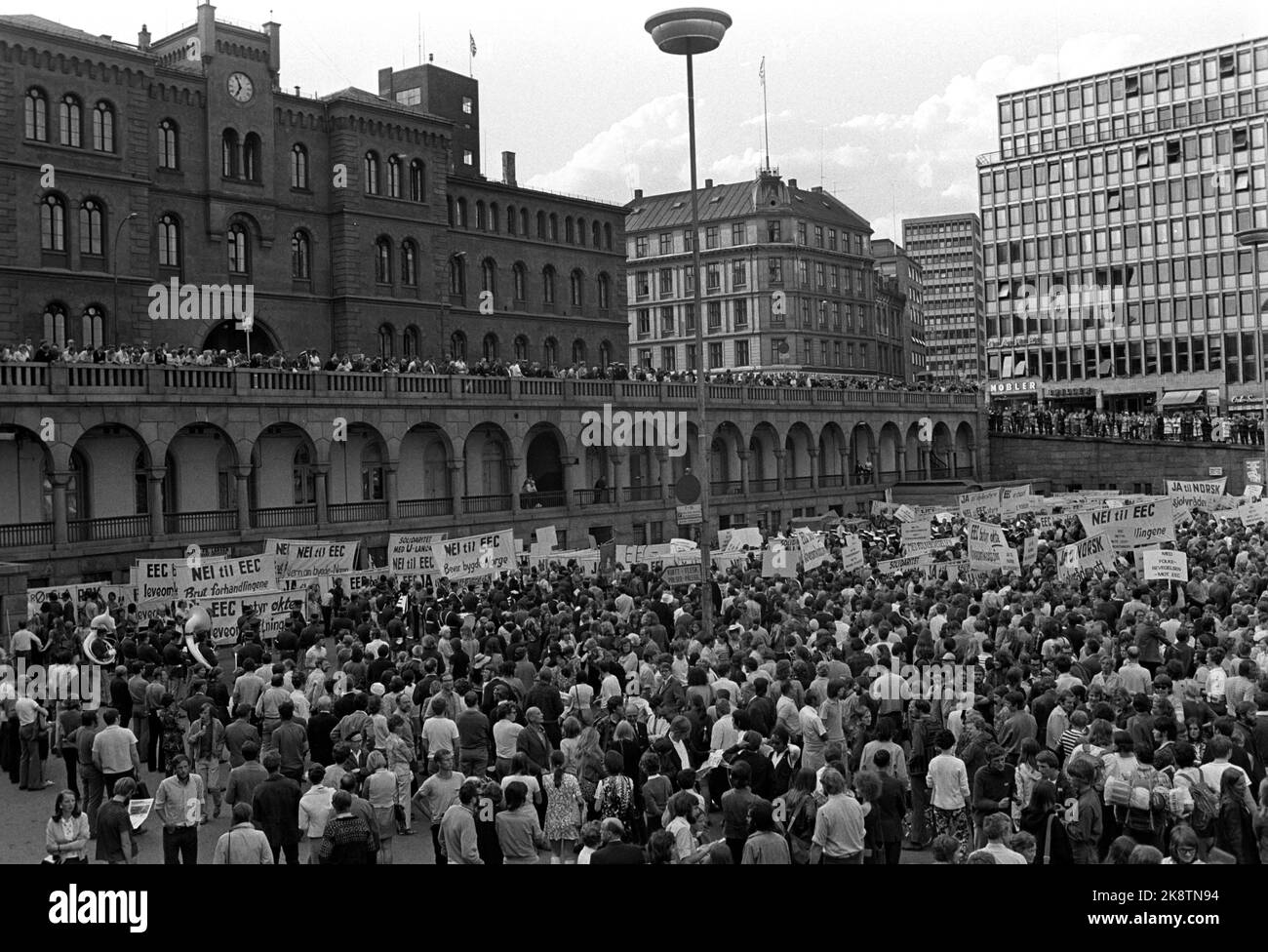 Oslo 19710607 Demonstration trains against the EEC / Common Market. One ...