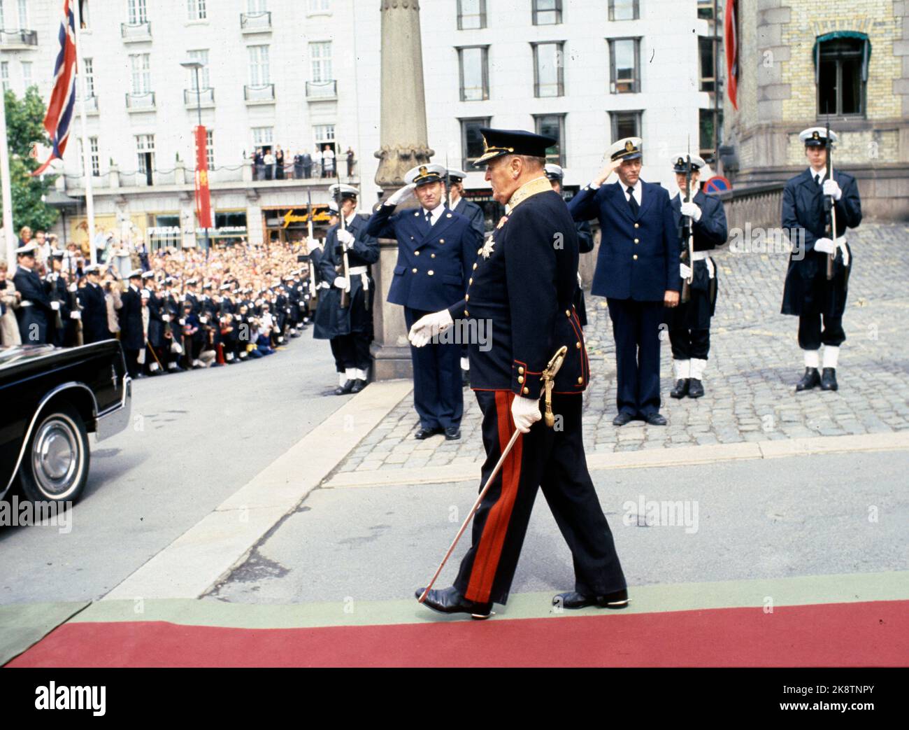 Oslo 19780702. King Olav 75 years. King Olav leaves the Storting after the reception in ...