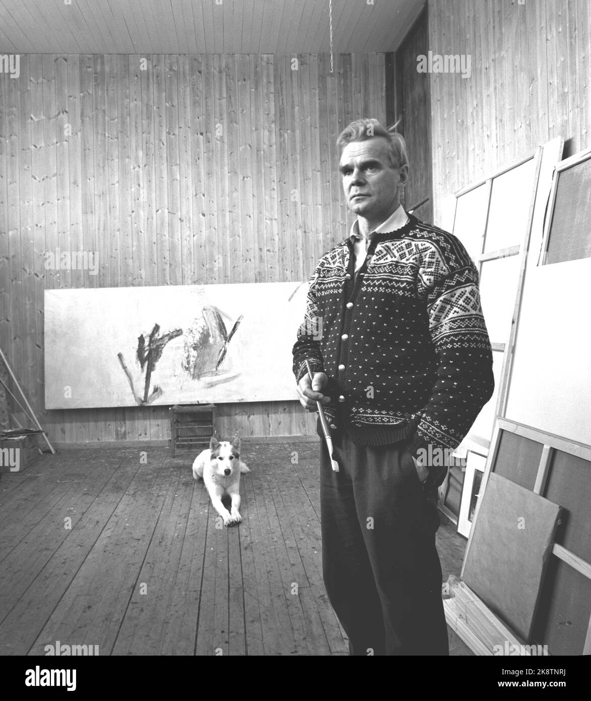 Oslo 19660122. At the home of painter Jakob Weidemann in his villa at ...