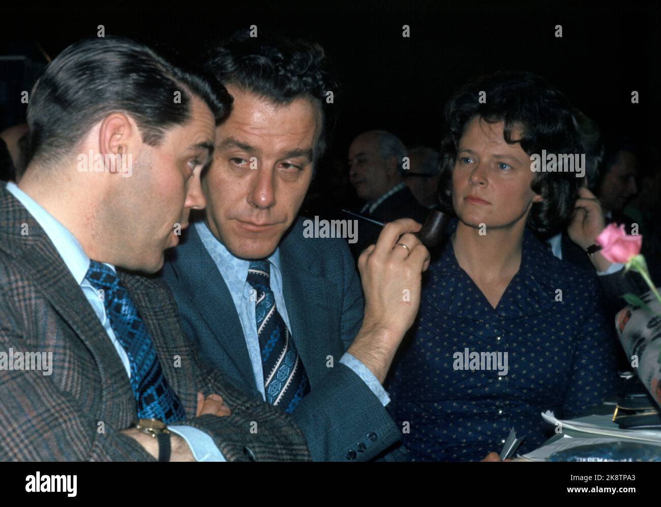 1975 the labor partys national meeting here reiulf steen hi-res stock ...