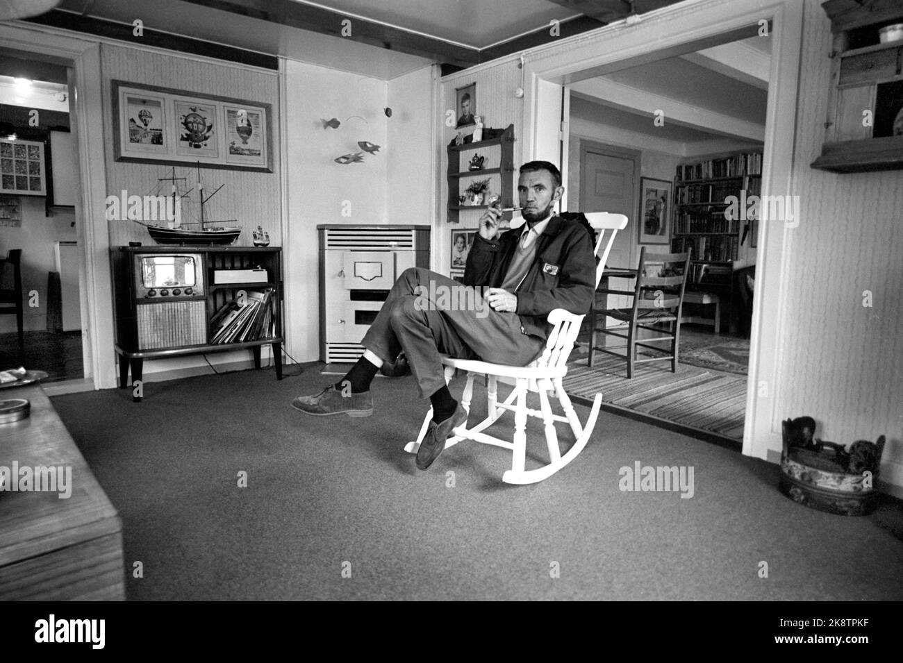 Grimstad October 1968 Author, cartoonist and Kåsør Odd Børretzen have ...
