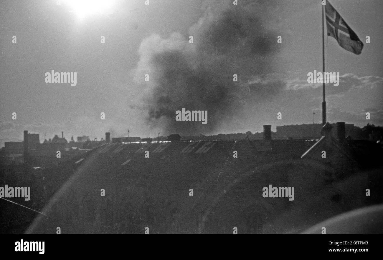 Ww2 oslo 19420925 oslo bombed viktoria terrace is bombed hi-res stock ...