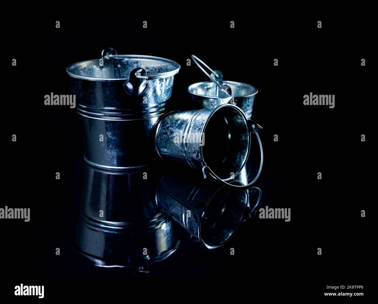 Many aluminum ice bucket laid in wait for use. many stainless multi ...