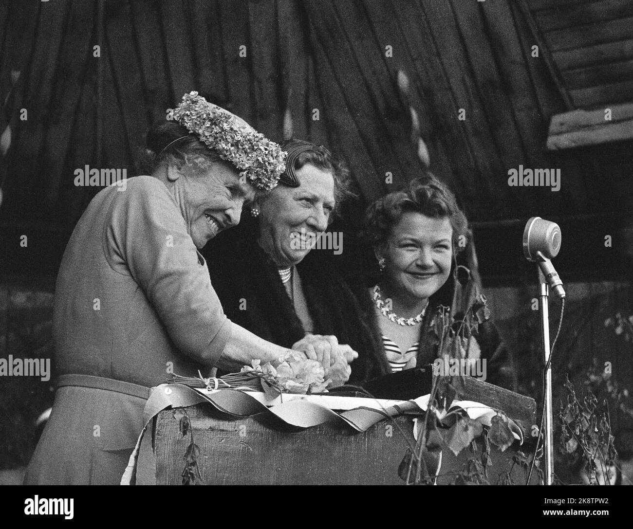 Oslo 19570602 helen keller hi-res stock photography and images - Alamy