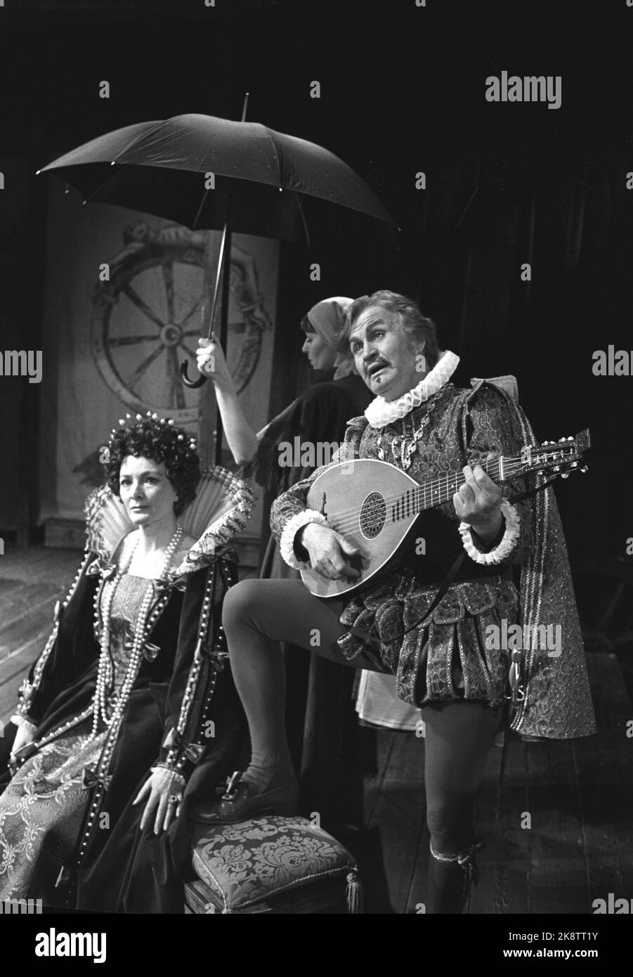 Paul foster hi-res stock photography and images - Alamy