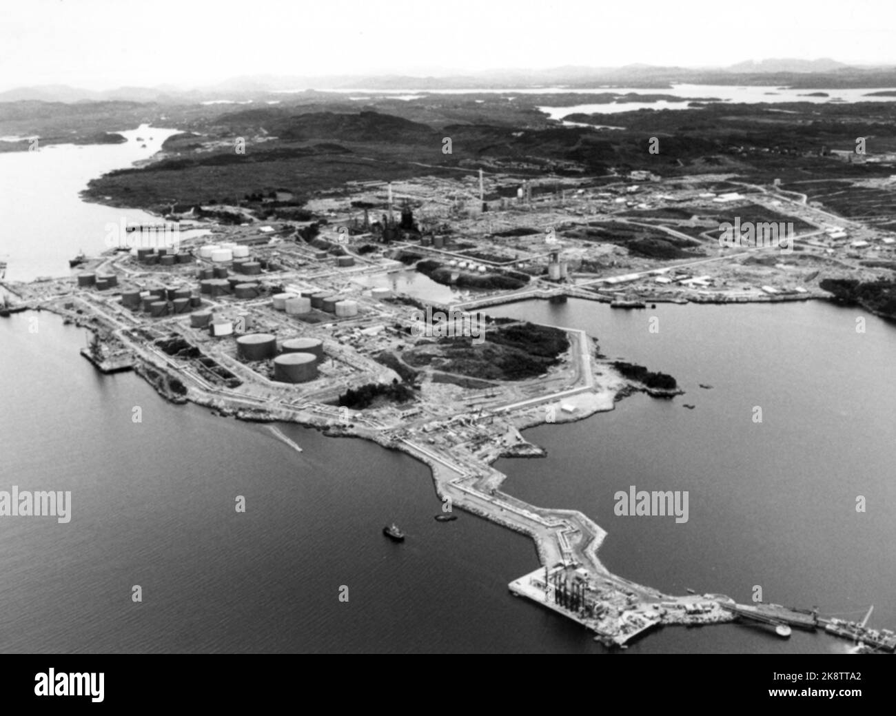 Mongstad, Lindås municipality. The oil refinery at Mongstad, an ...