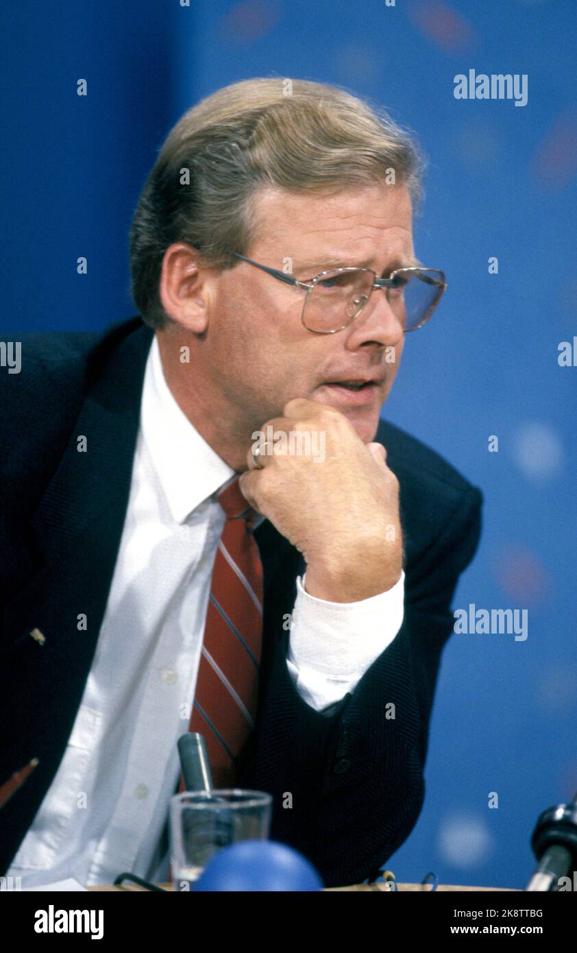 Storting election 1989 carl i hagen hi-res stock photography and images ...