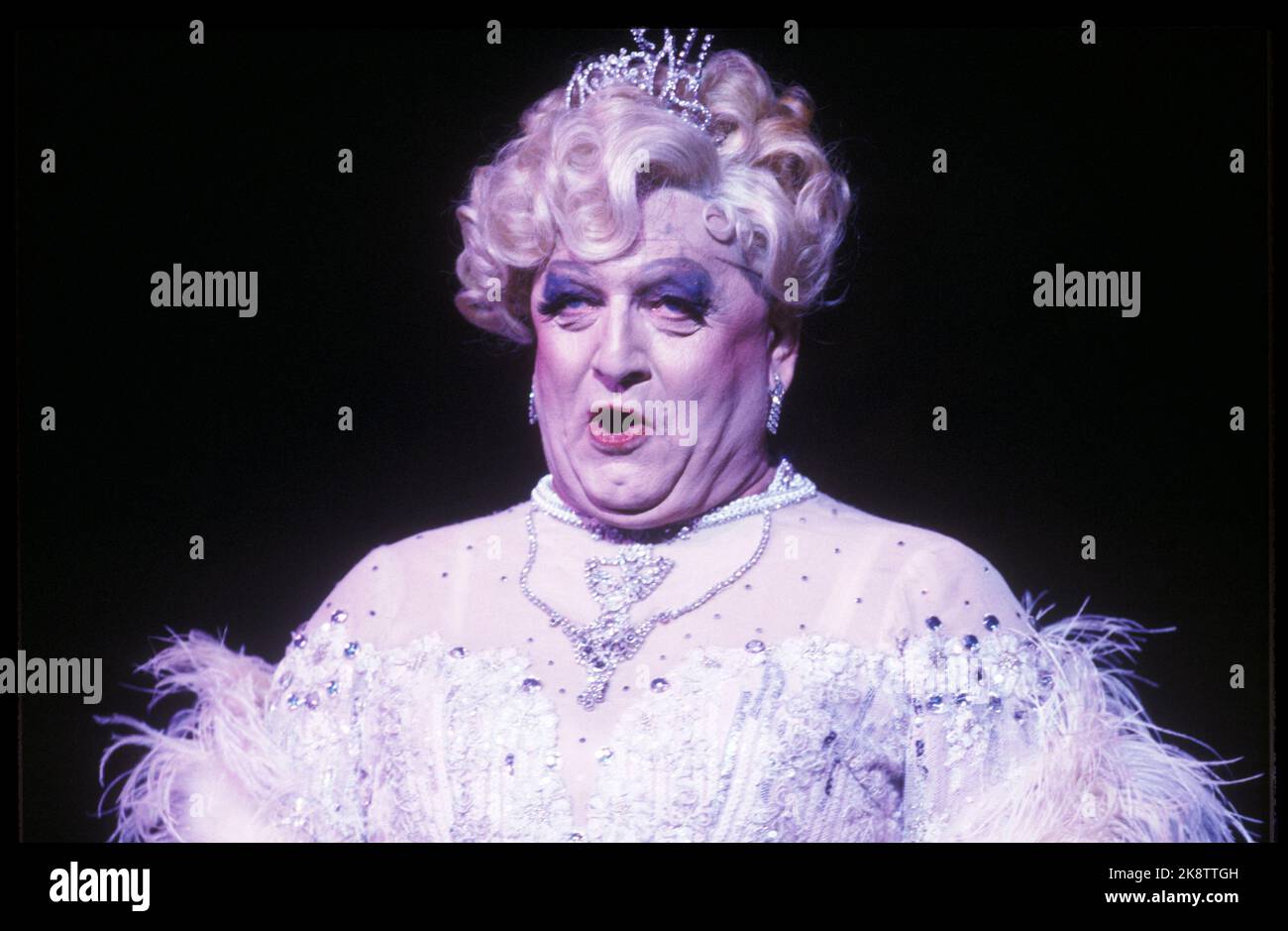 Inge gjellesvik ntb ntb costumes theater performances alone musical hi ... Inge gjellesvik ntb ntb costumes theater performances alone musical hi ...