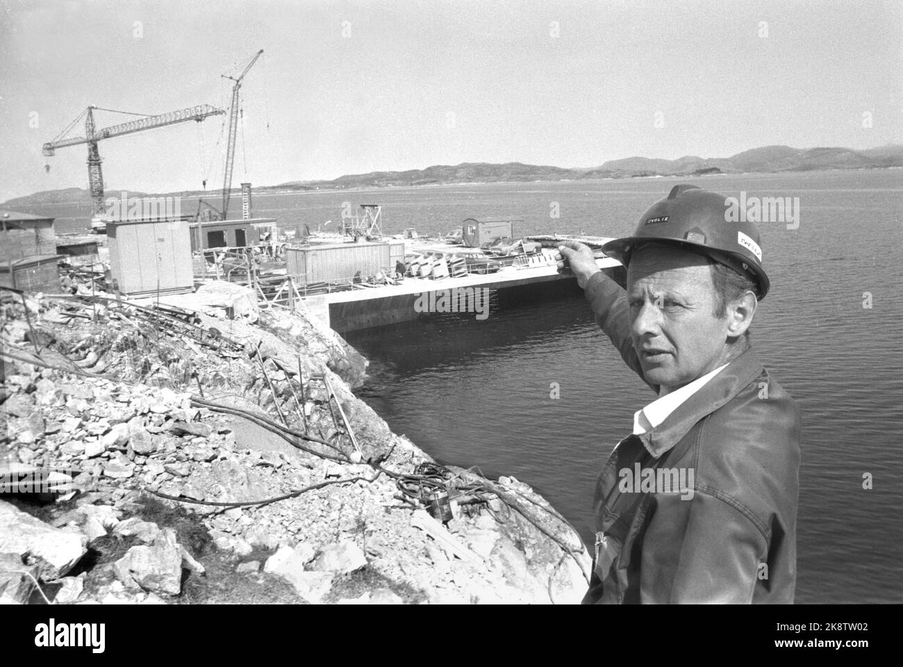 Mongstad 19740525. The first Norwegian -owned oil refinery rises at ...