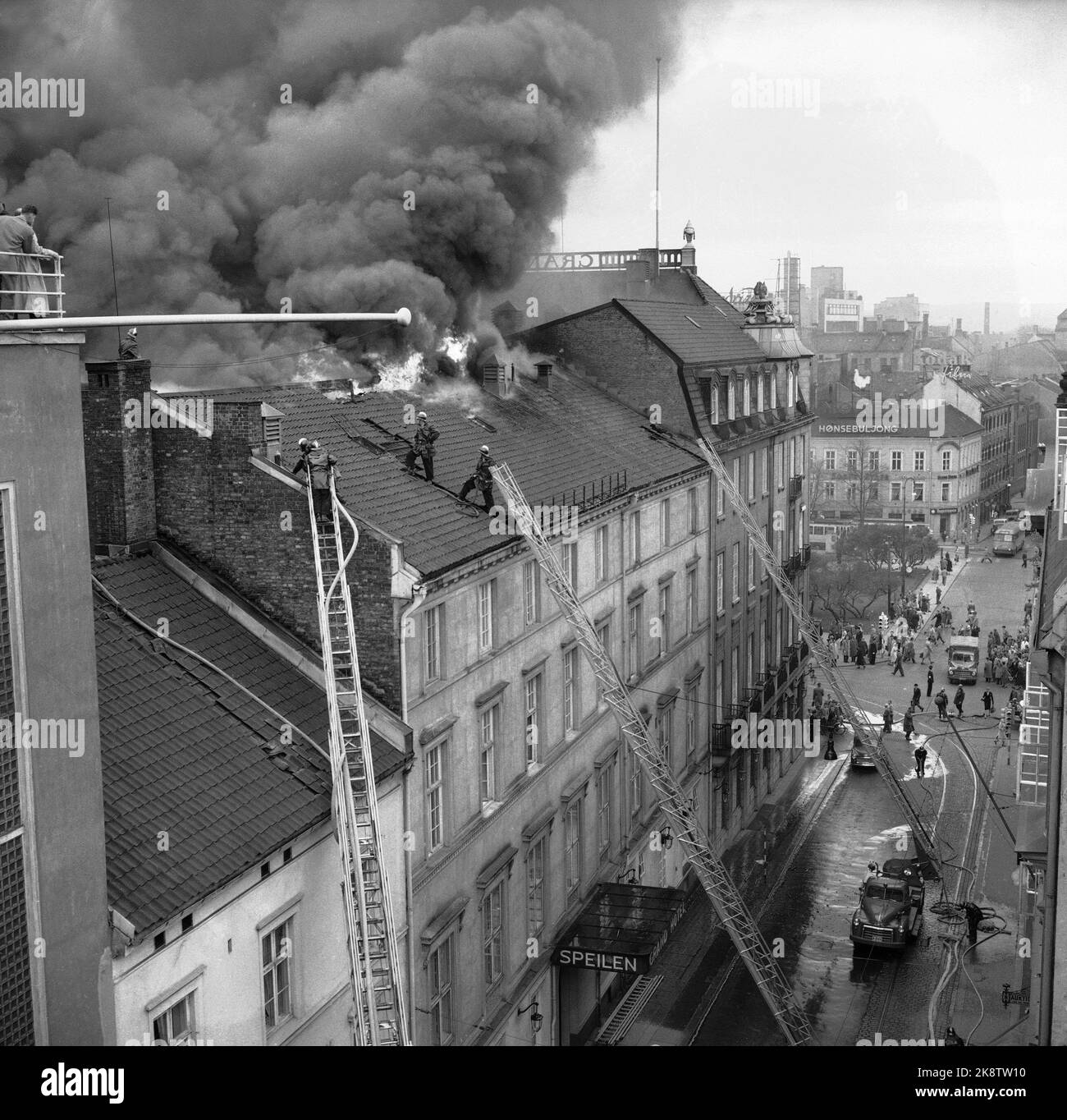 Oslo 19570522 Fire at the Grand Hotel in Oslo. Here the fire from ...
