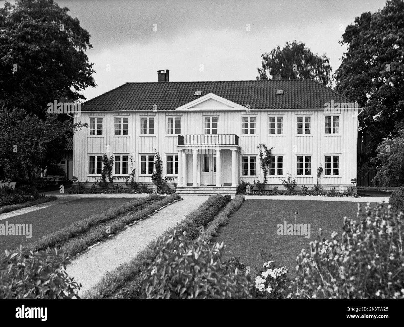 Ntb ntb artists homes architecture properties homes wood house exterior ...