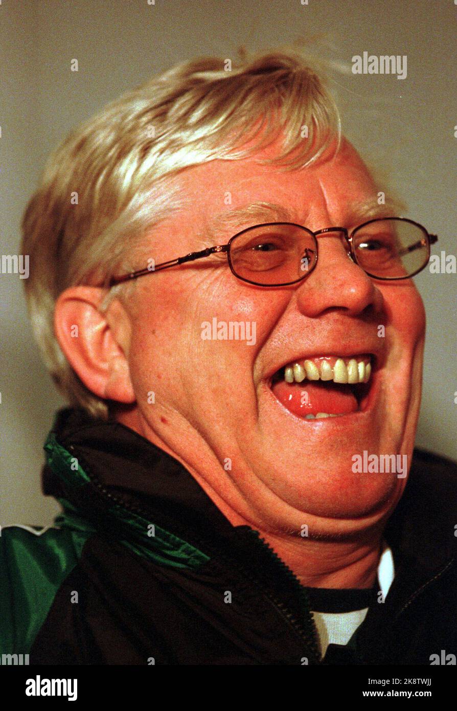 Erik johansen happiness alone portrait hi-res stock photography and ...