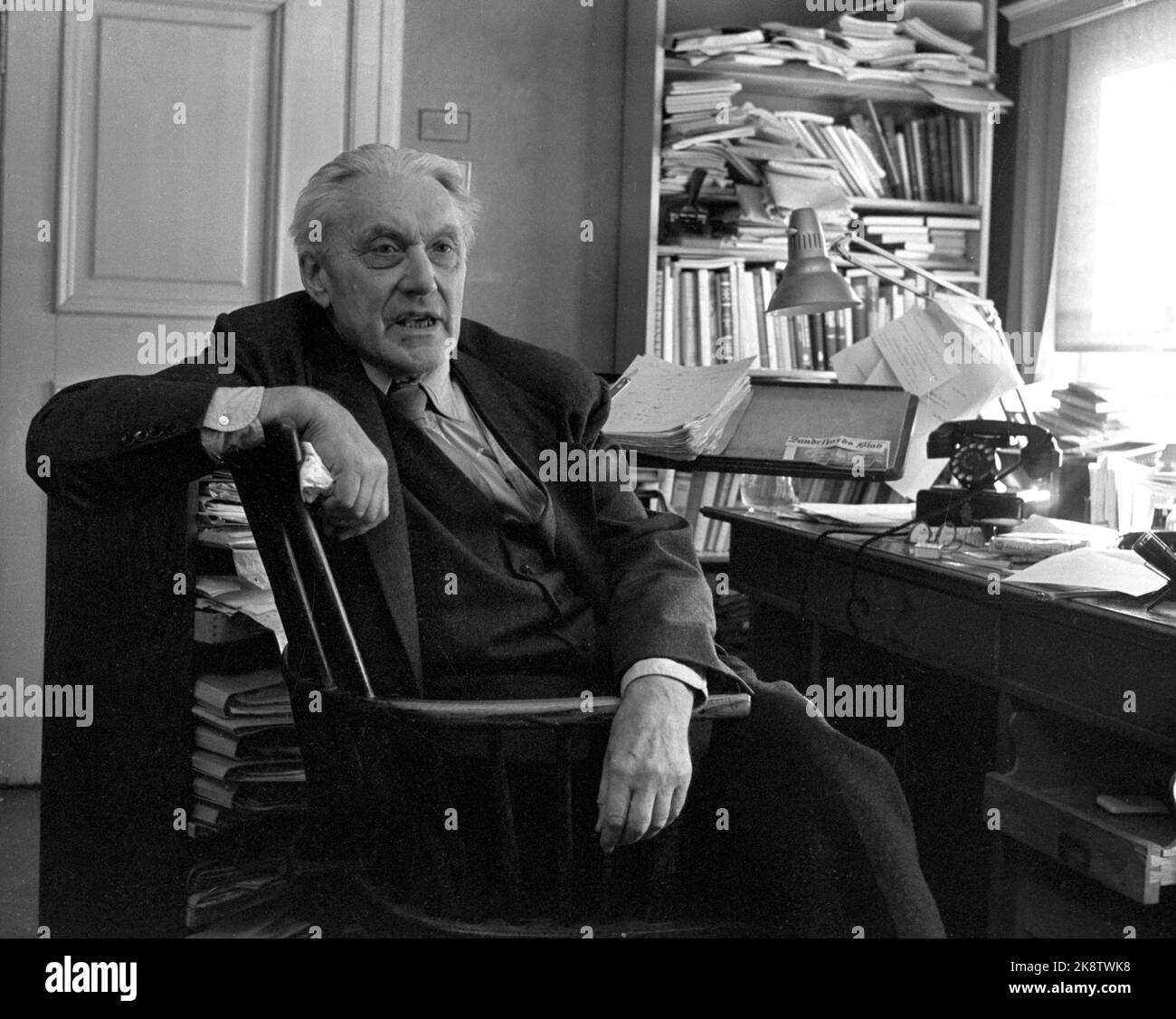 Oslo 19691030 the nobel prize in economics hi-res stock photography and ...