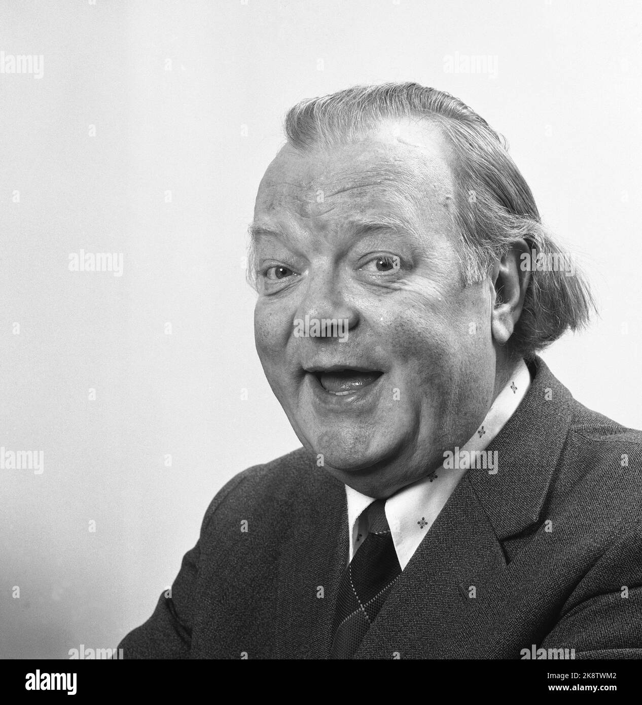 1977 actor willie hoel photo hi-res stock photography and images - Alamy