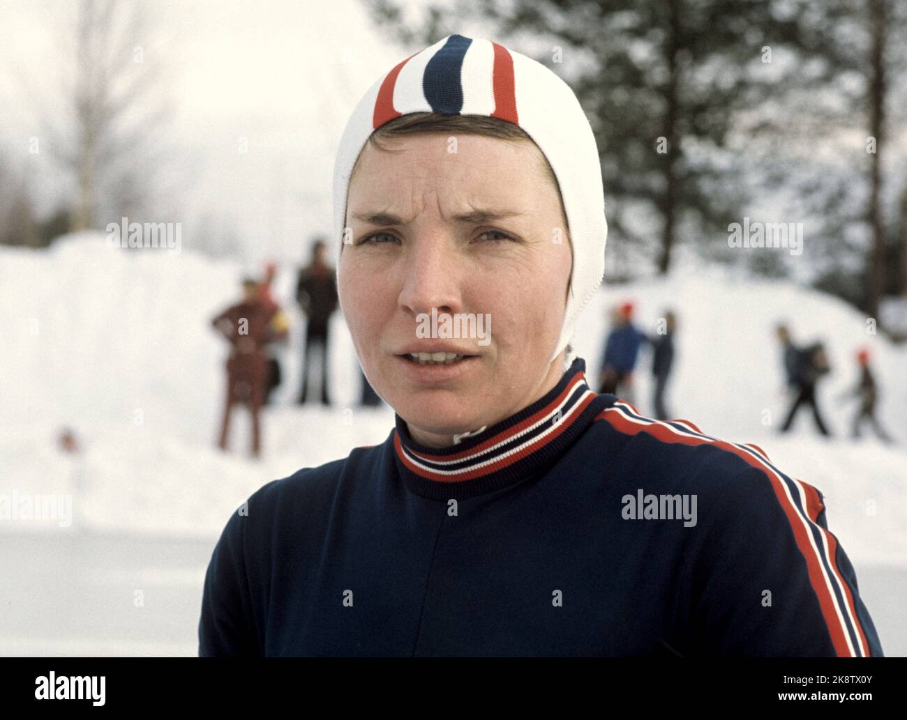 19750201 skater sigrid sundby photo hi-res stock photography and images ...