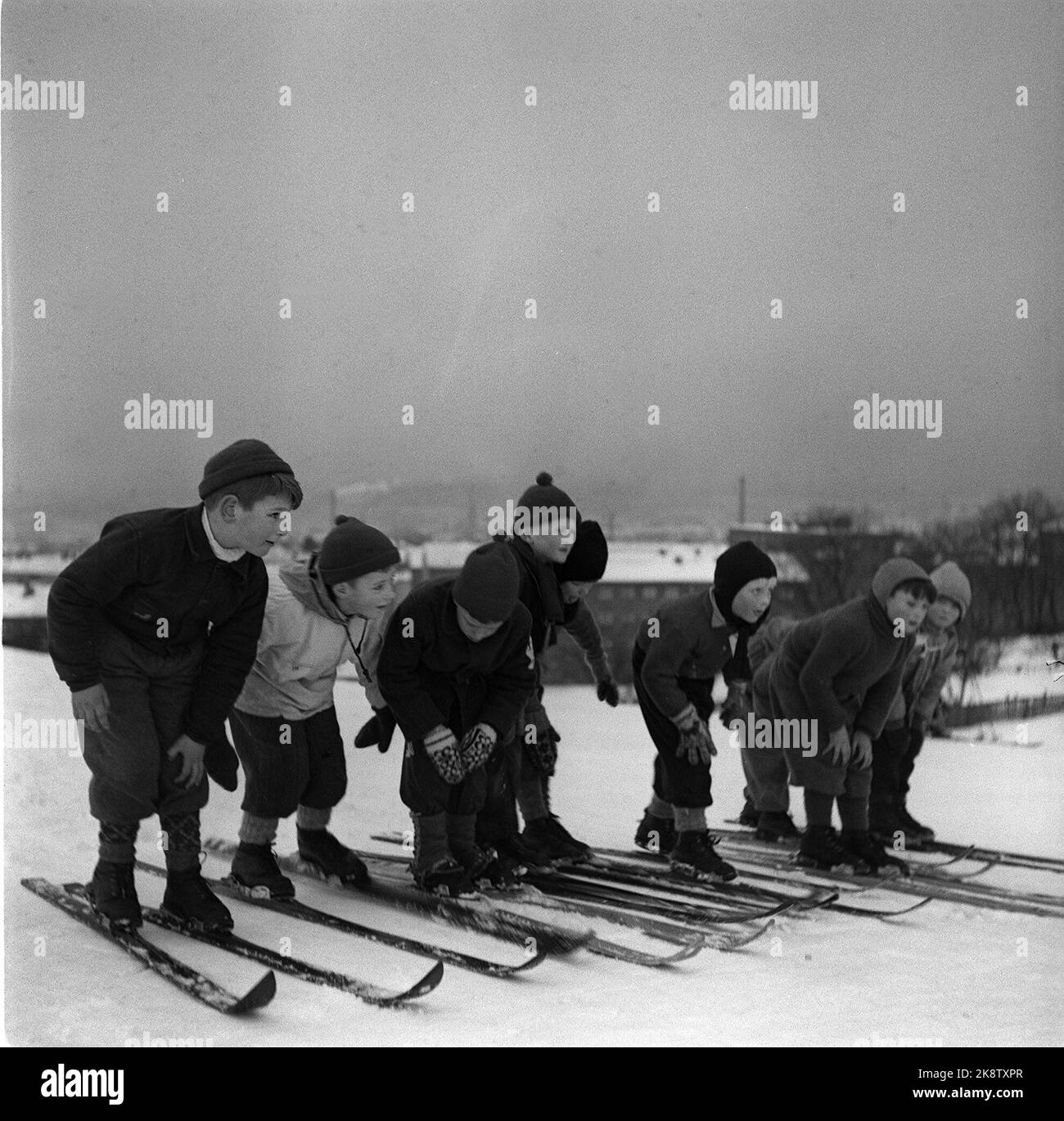 Current no.3-1948 "The young Oslo skiing". Ski training for children at ...