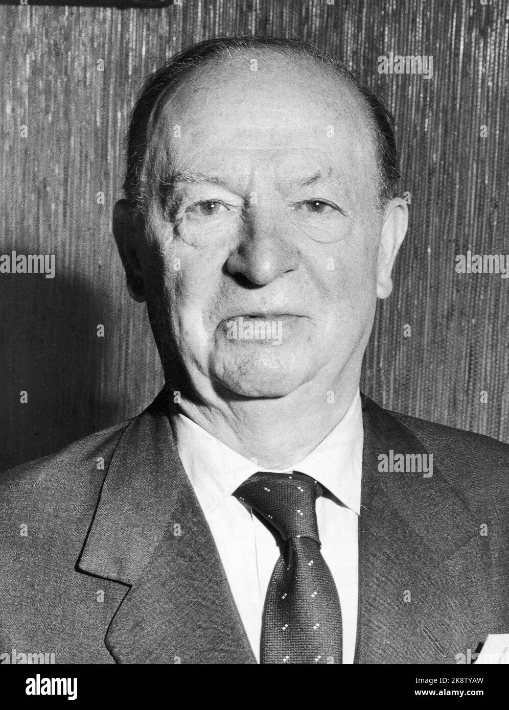 1962 author arthur omre photo hi-res stock photography and images - Alamy
