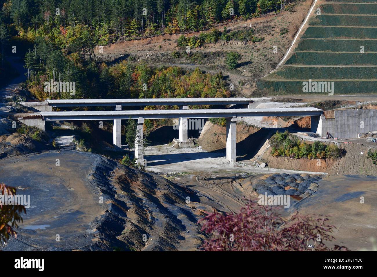 Concrete bridges under construction for the new highway Stock Photo - Alamy