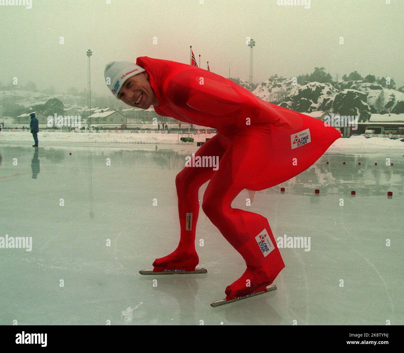Donald duck suit hi-res stock photography and images - Alamy