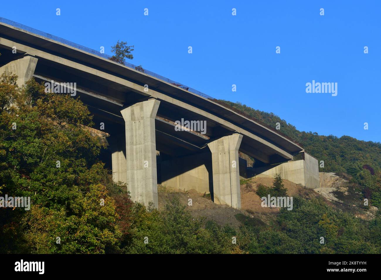 Concrete bridges under construction for the new highway Stock Photo - Alamy