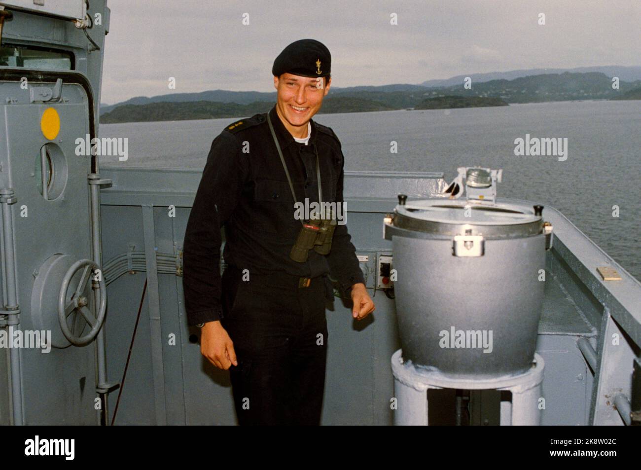 1992 crown prince haakon aboard the navy vessel knm hi-res stock ...