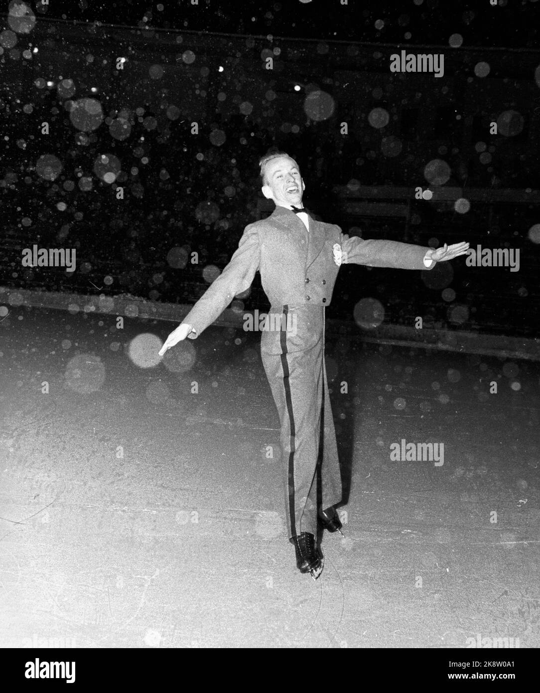 David jenkins skating hi-res stock photography and images - Alamy