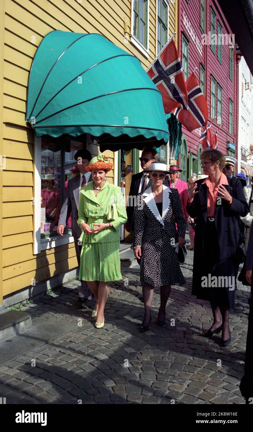 Oslo. The Swedish royal couple Queen Silvia and King Carl Gustaf are ...