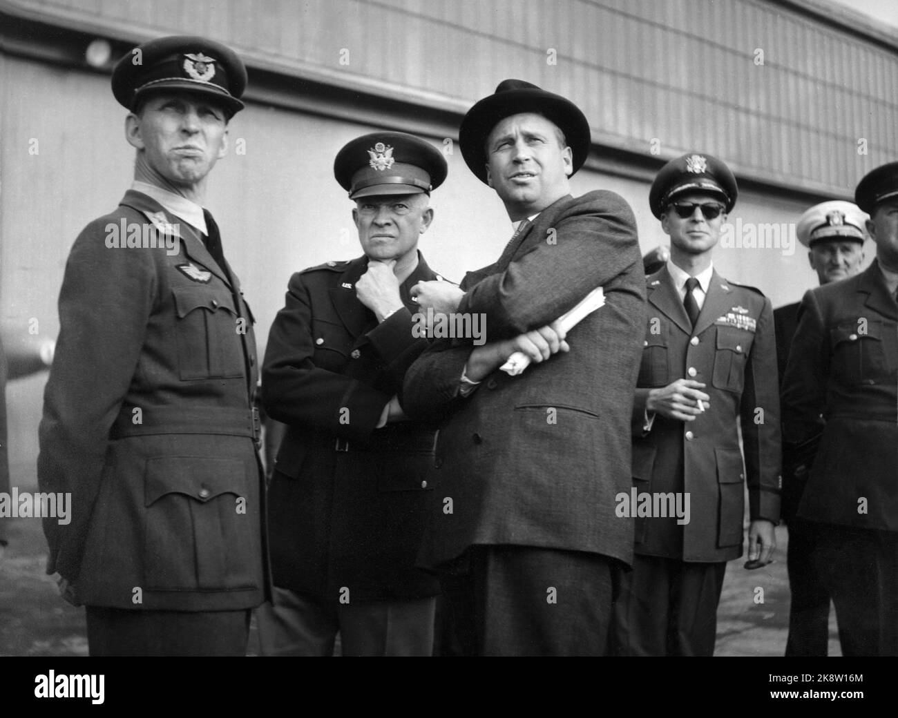 Stavanger 19510823 American visit to Sola. Handover of Thunder-Jet ...