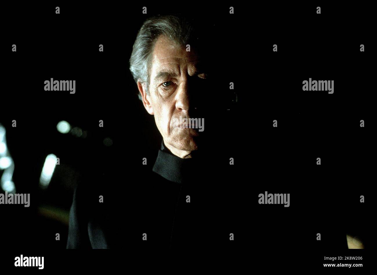 Ian Mckellen Film: X-Men (USA 2000) Director: Bryan Singer 13 July 2000 ...