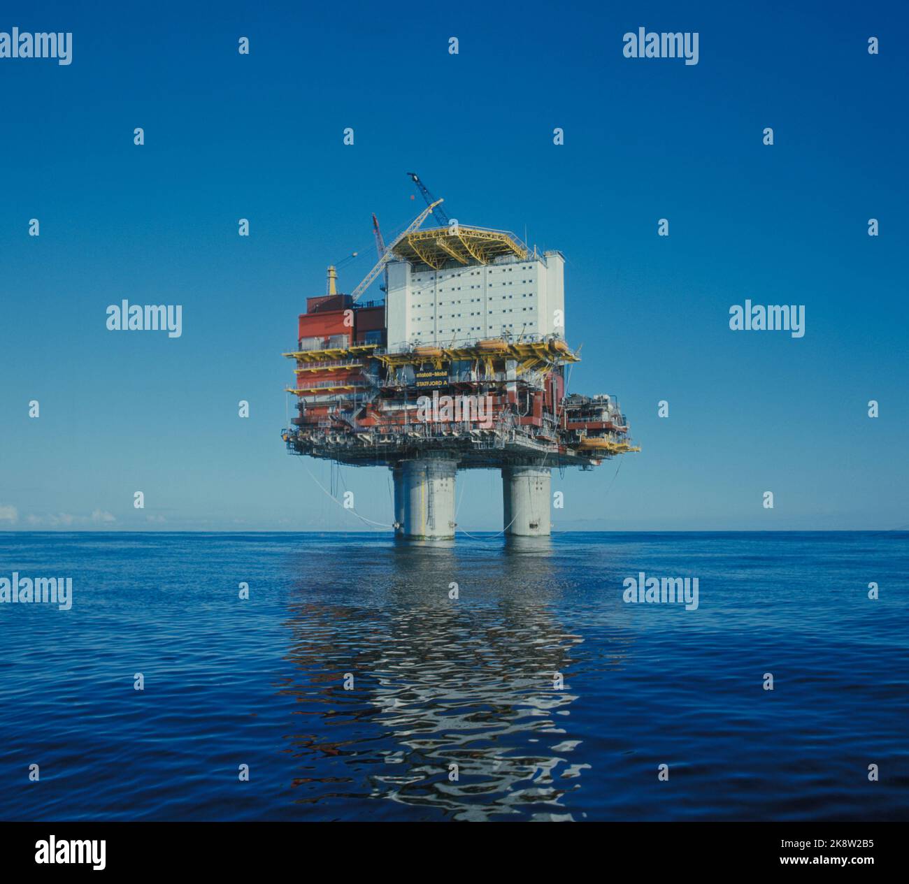 Oddvar walle jensen ntb ntb heaven ocean exterior oil platforms hi-res ...