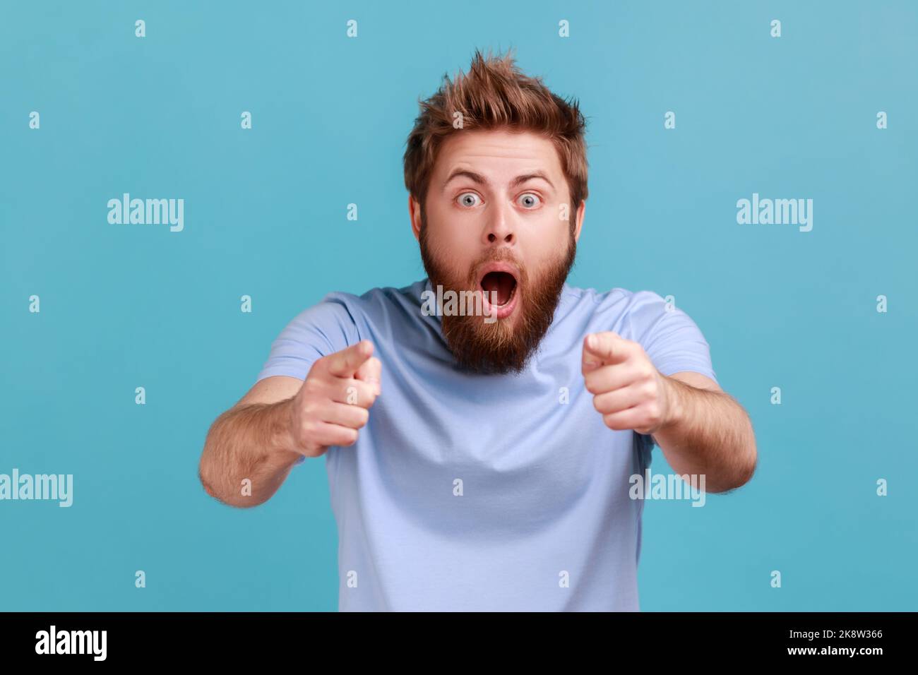 Man pointing fingers camera hi-res stock photography and images - Alamy