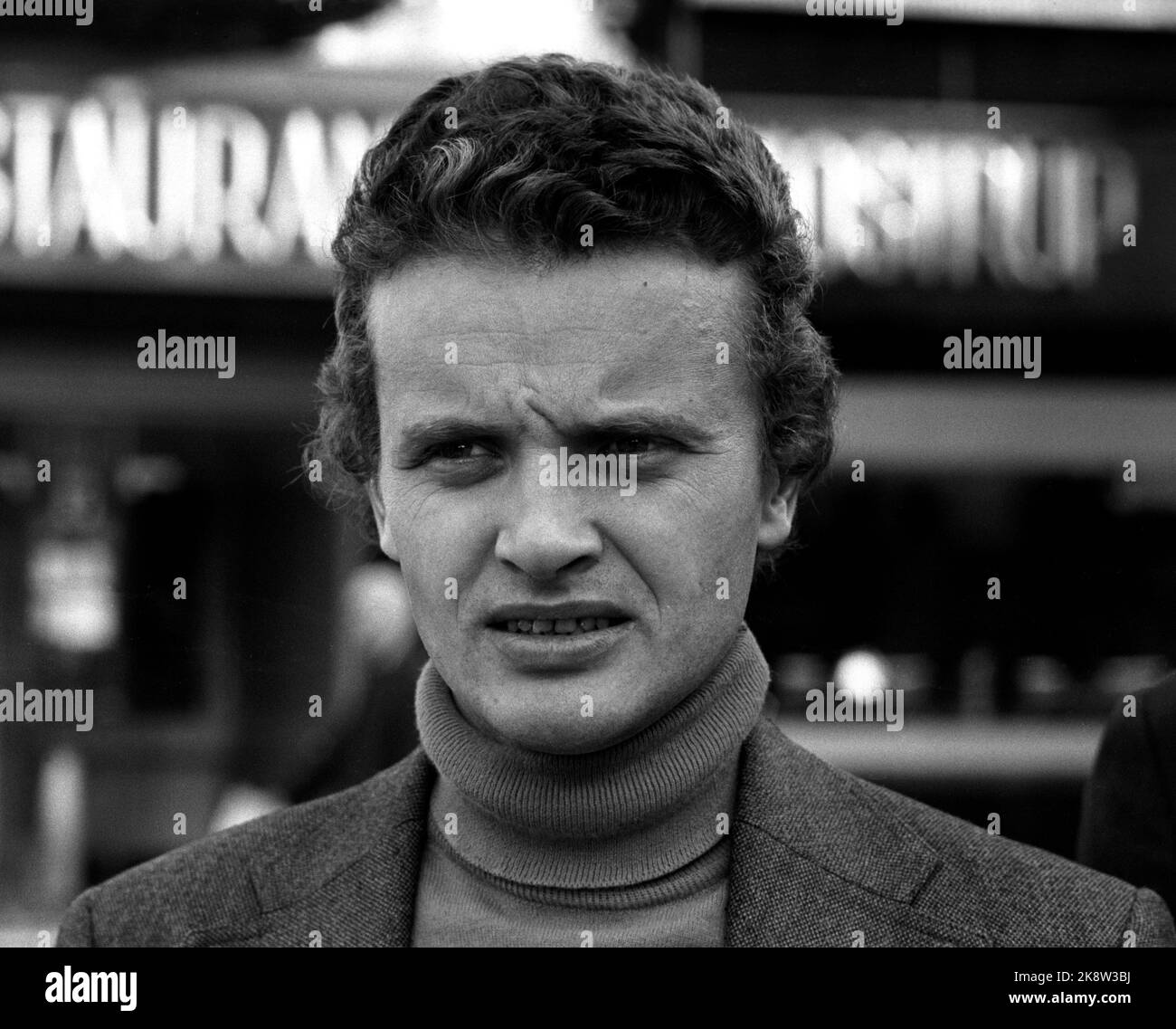 Parliamentary and former athletic hi-res stock photography and images ...