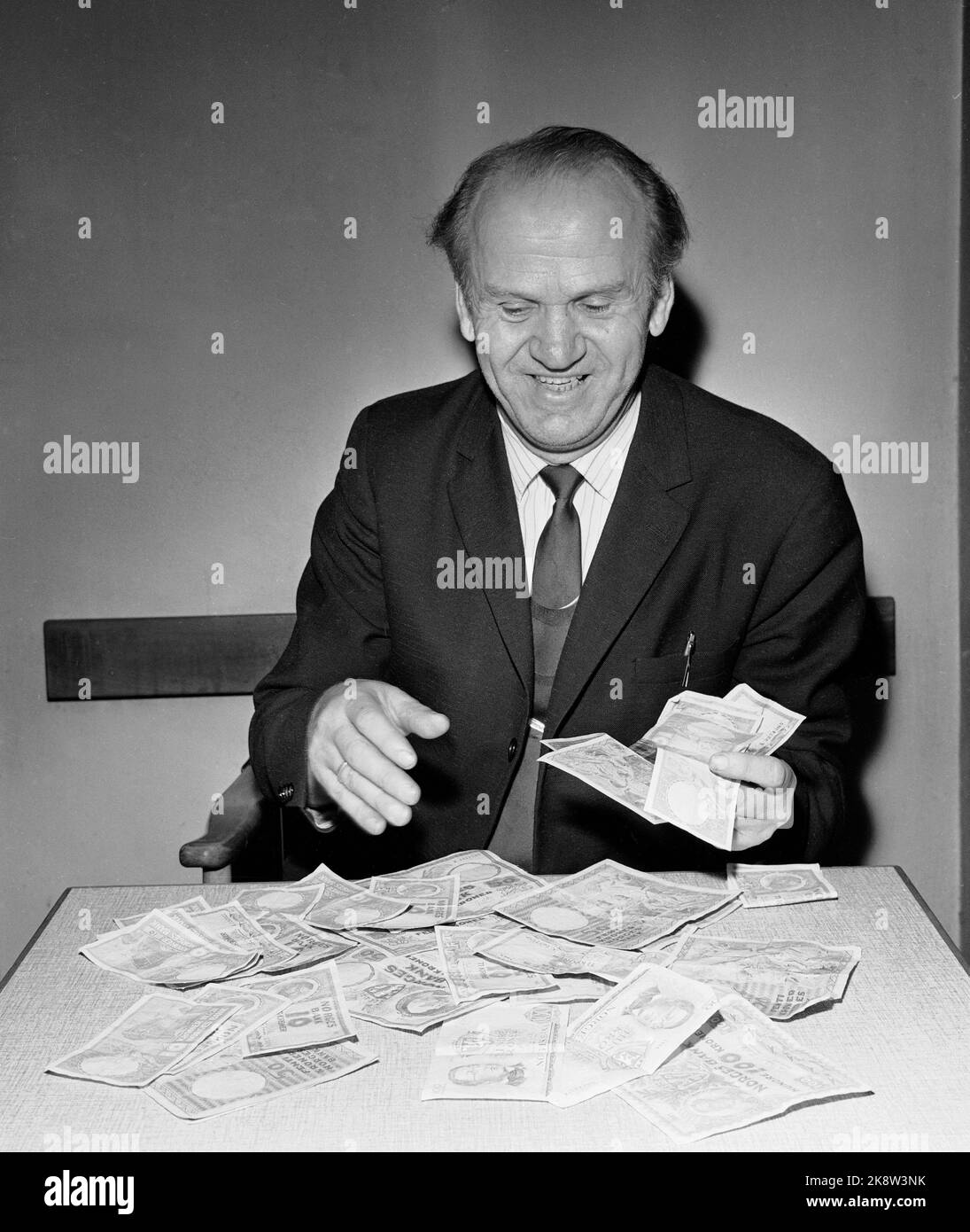 19650103 hi-res stock photography and images - Alamy