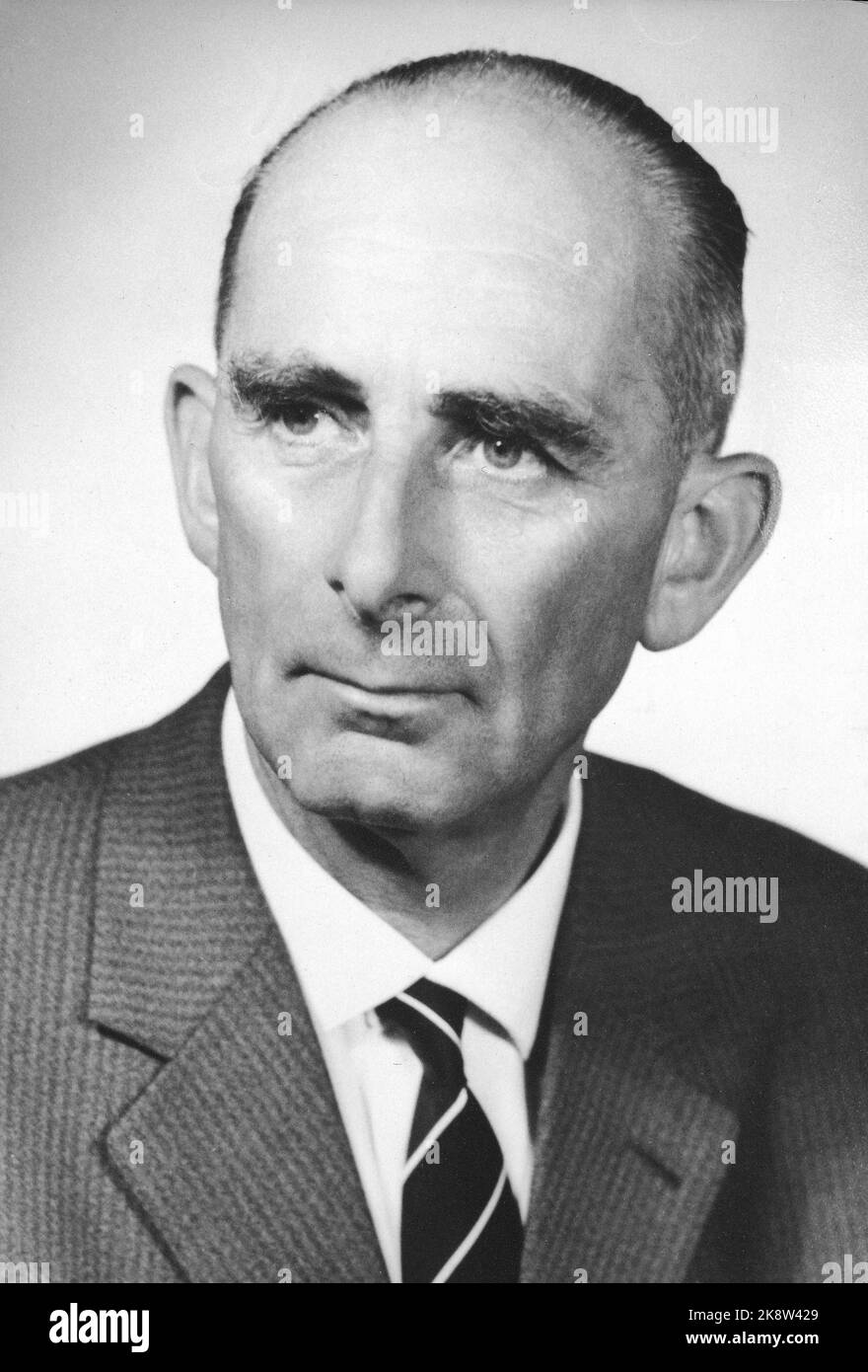 Professor rolf wideroe b 11 07 1902 photo hi-res stock photography and ...