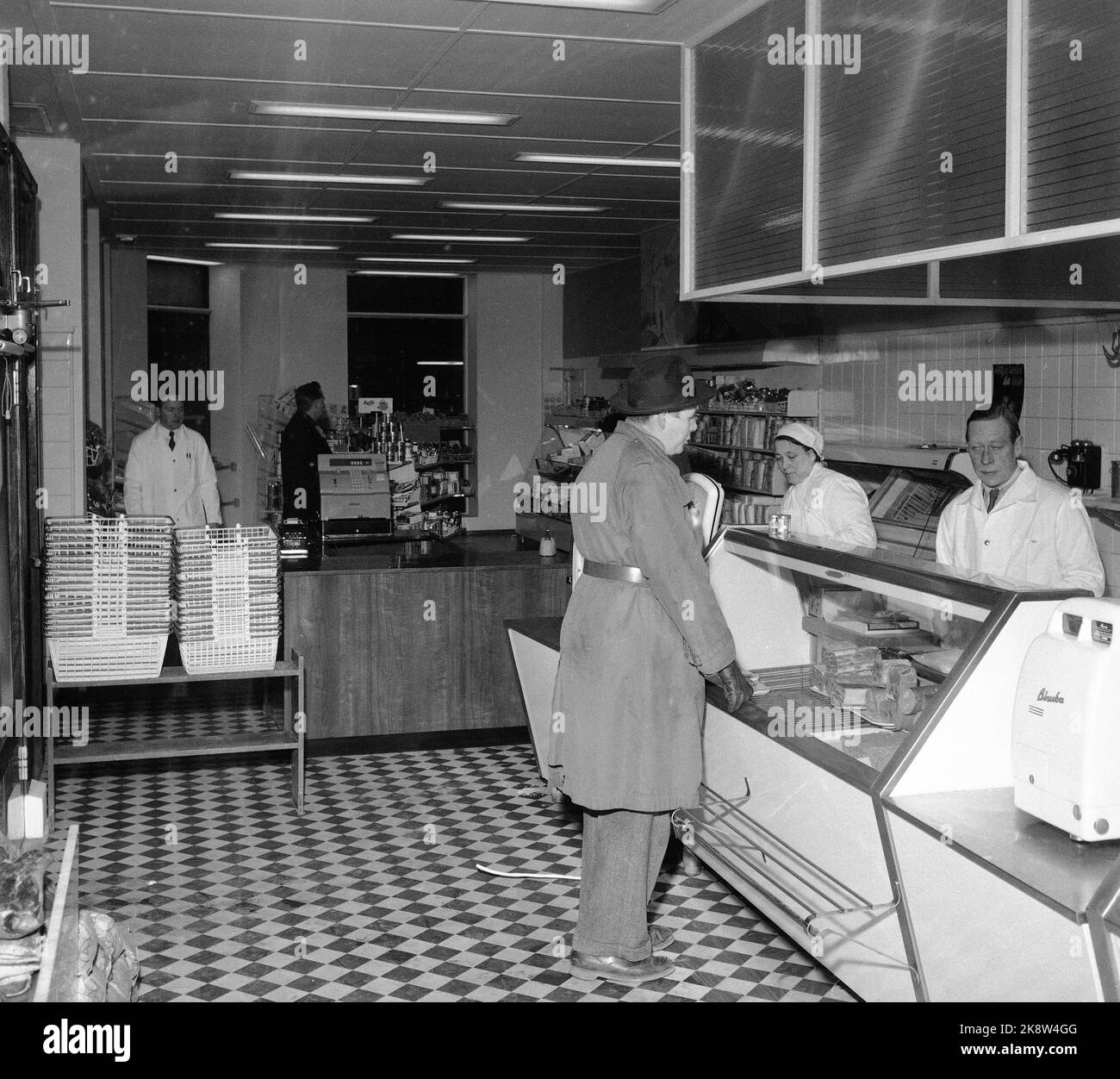 Oslo 19551215 interior from ivar skalleruds supermarket in vibesgate hi ...
