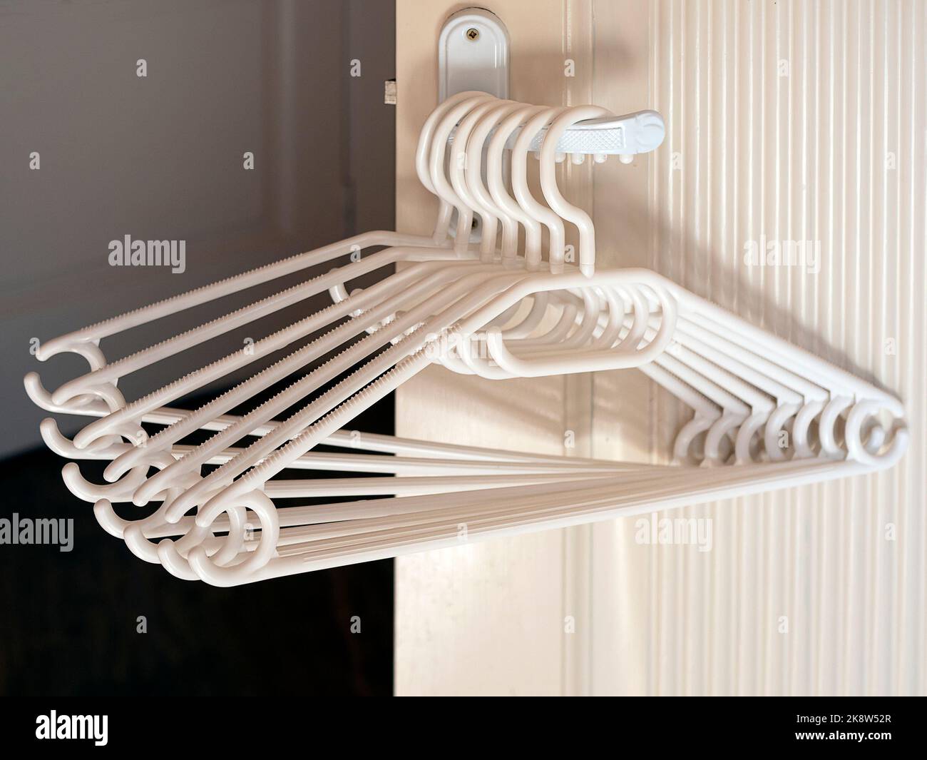 Empty hangers closet hi-res stock photography and images - Alamy