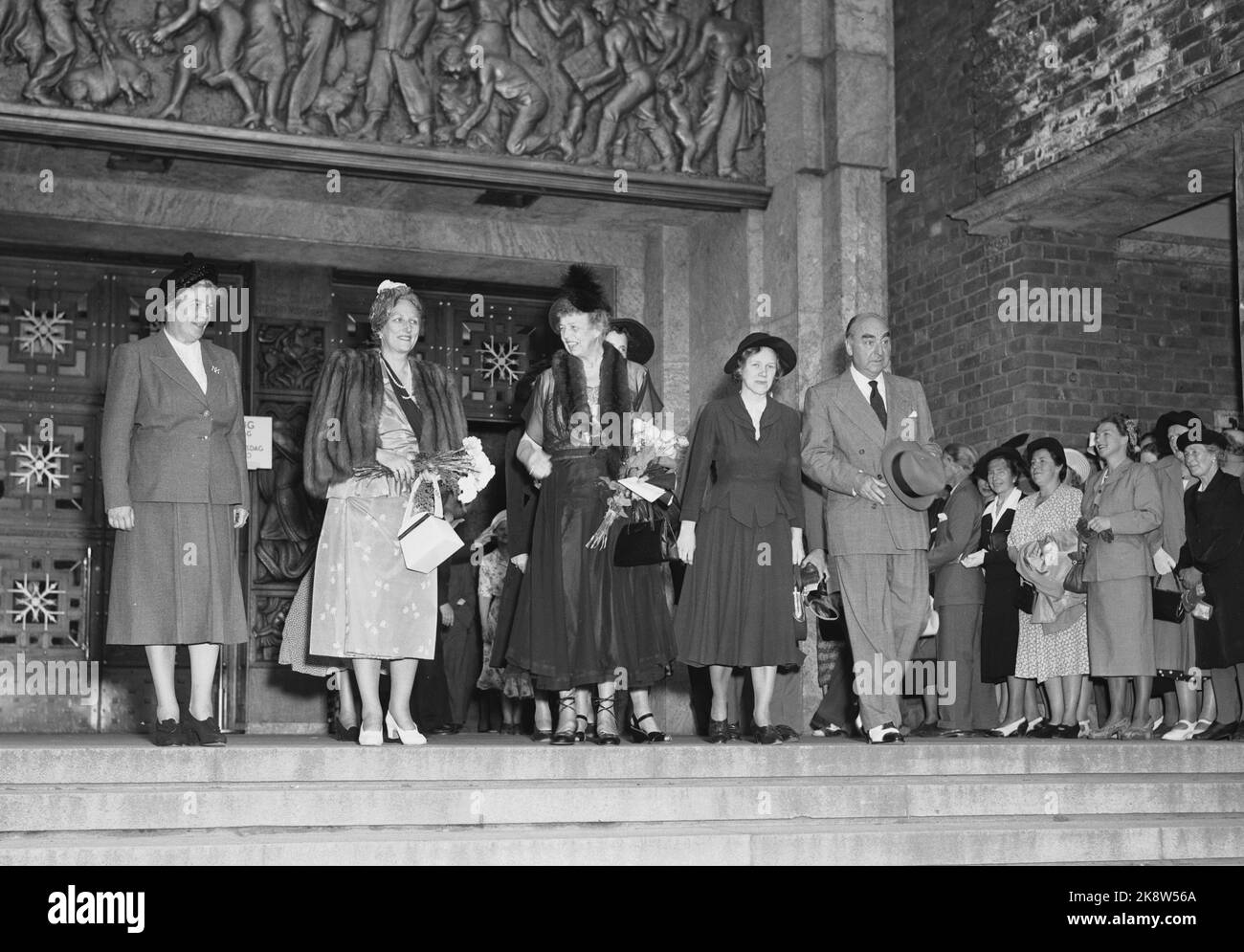 Oslo 19500607. Eleanor Roosevelt is in Oslo to unveil the statue of her ...