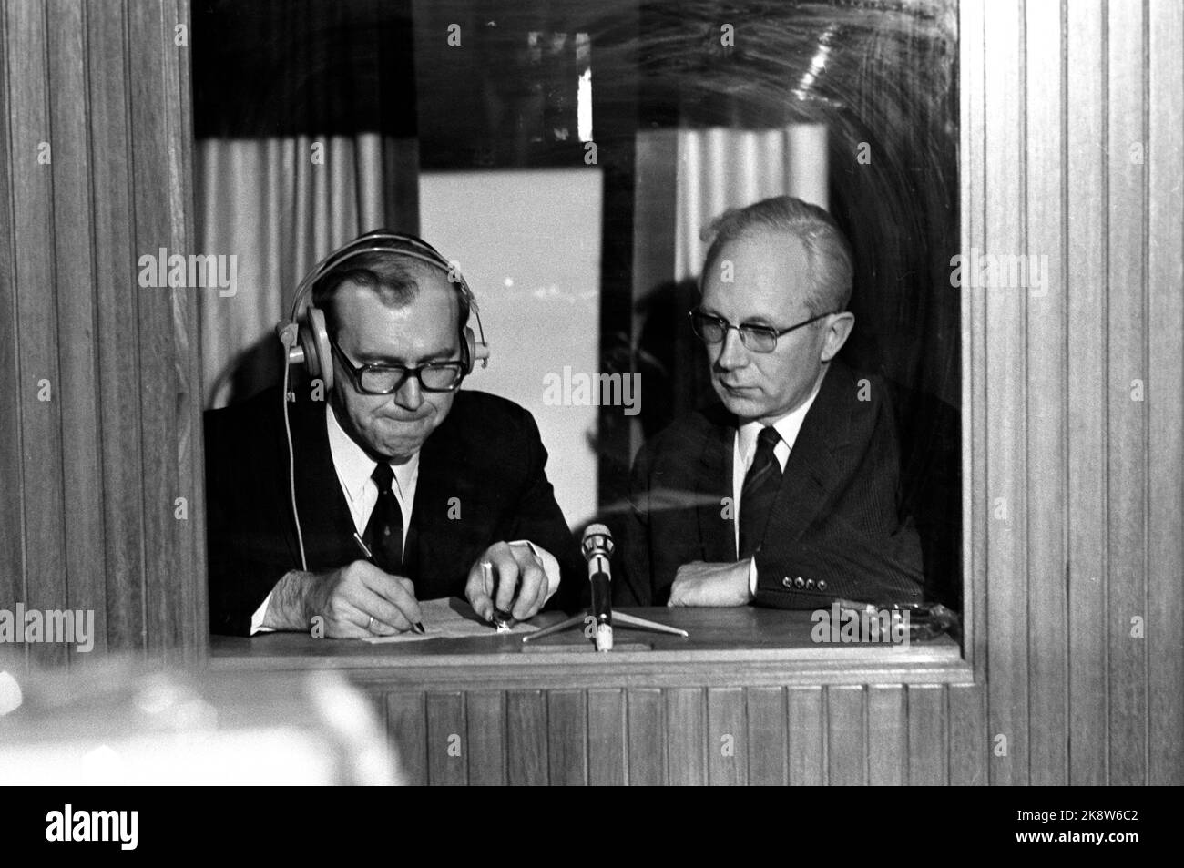 Brussels, Belgium 19711211 EEC / EF Negotiations in Brussels. Norway ...