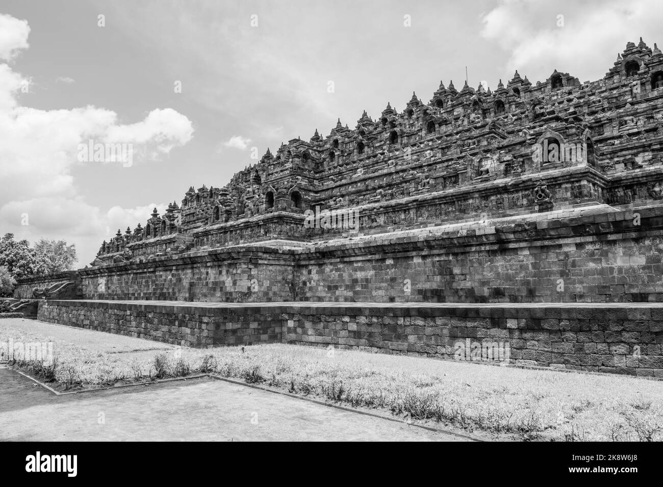 Indonesia, Java, Borobudur. The largest Buddhist monument in the world ...