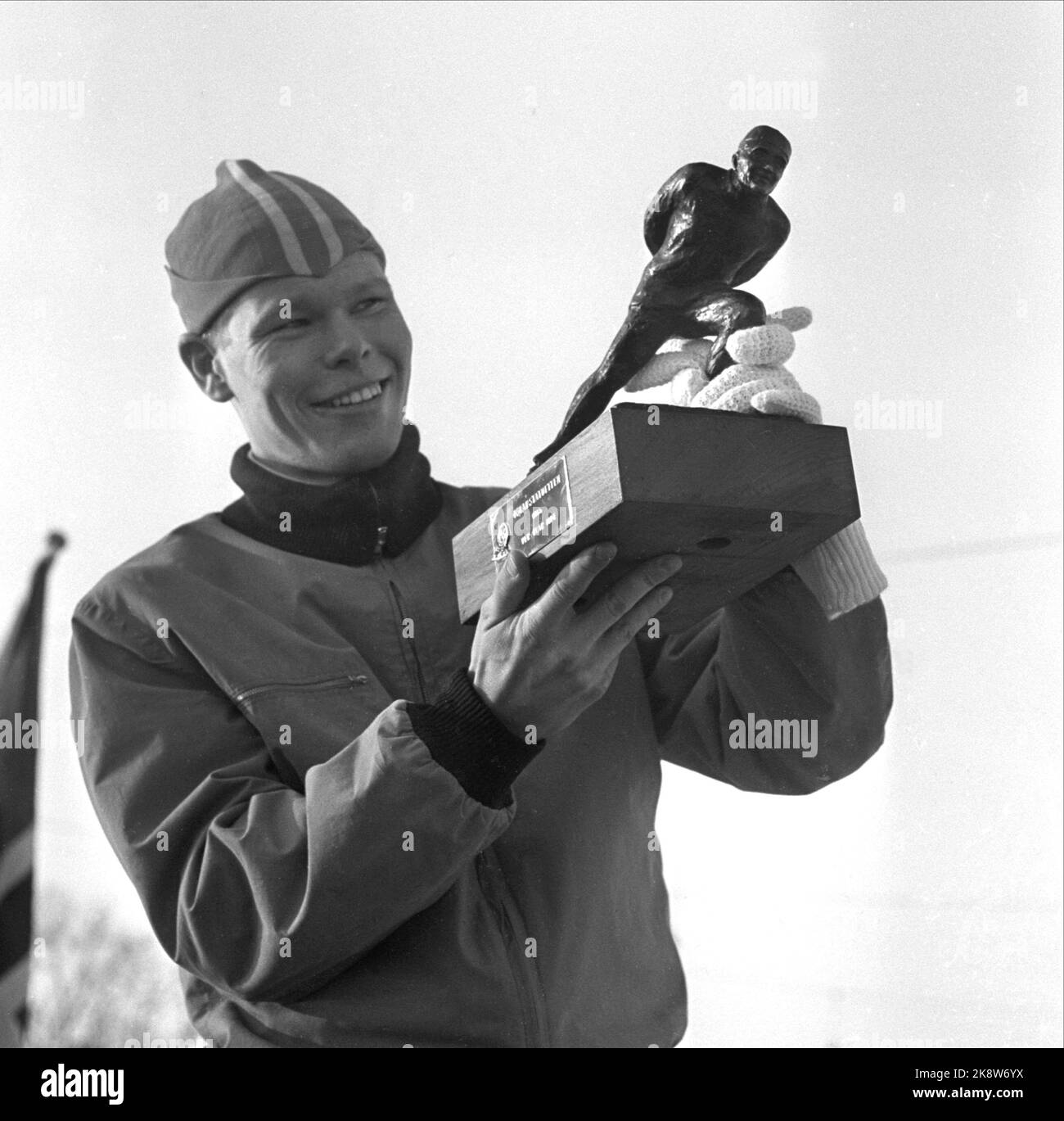 Hordnes ntb ntb happiness skate awards sports trophies alone hi-res ...